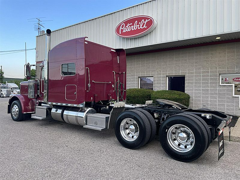 2020 Peterbilt 389 For Sale | 78" Sleeper | #D648701