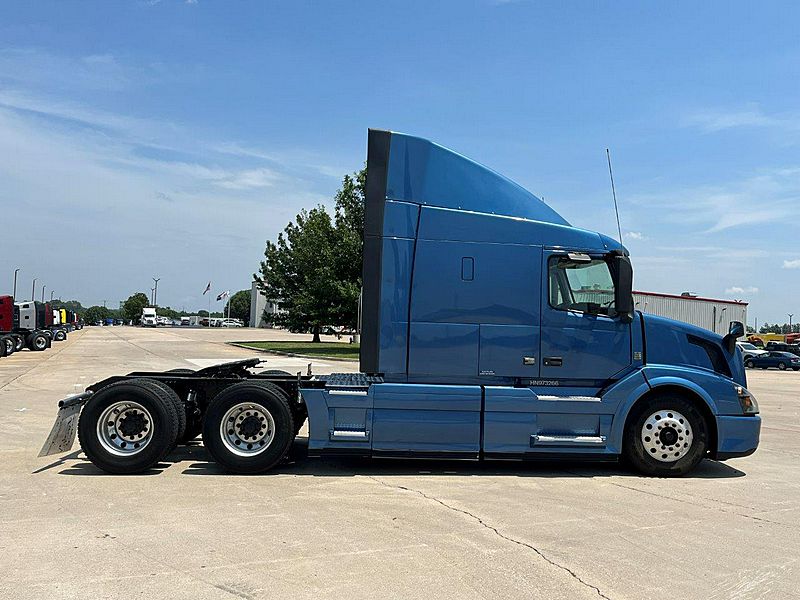 2017 Volvo VNL 630 (For Sale) | 61" Sleeper | #N973266
