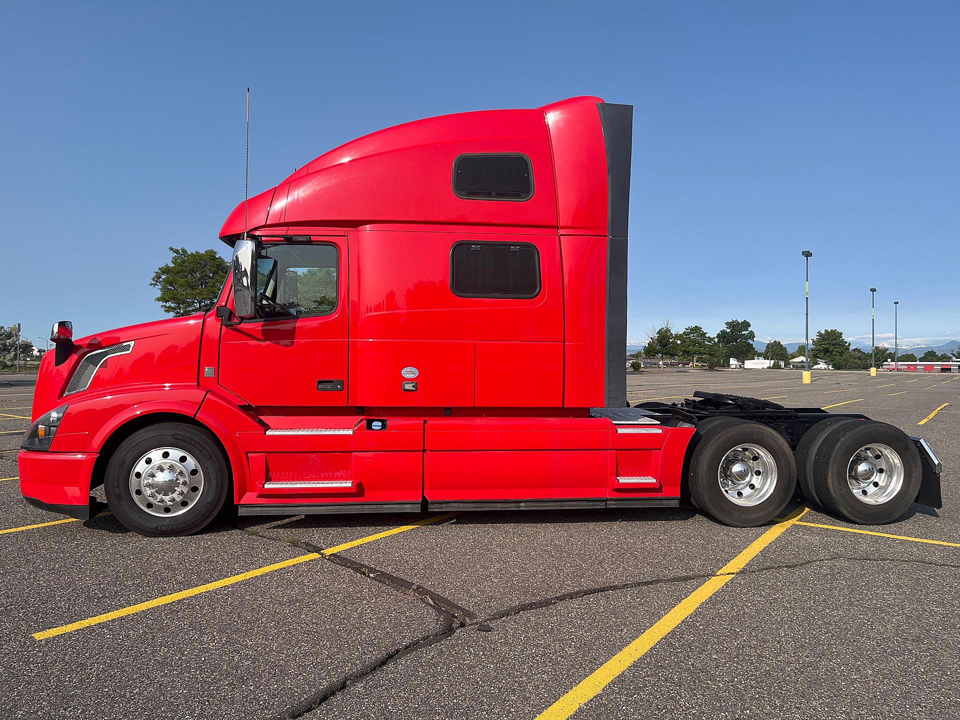 2018 Volvo VNL 780 (For Sale) | Sleeper Truck | #23VC998521