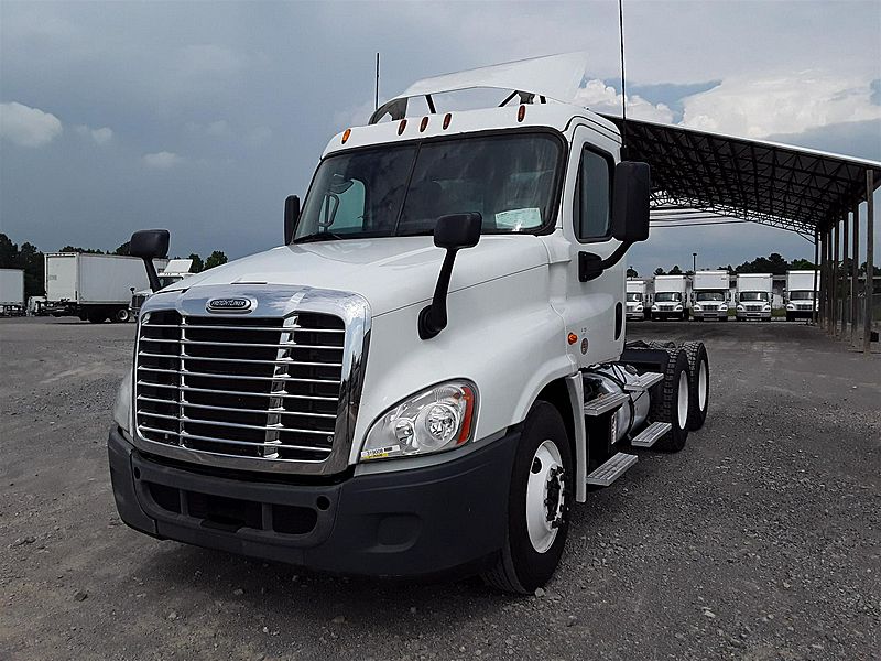 2015 Freightliner CASCADIA 125 For Sale | Day Cab | #319008