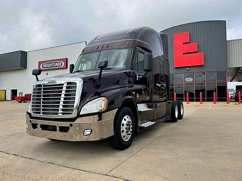 2018 Freightliner Cascadia 125 For Sale | Sleeper Truck | #264481