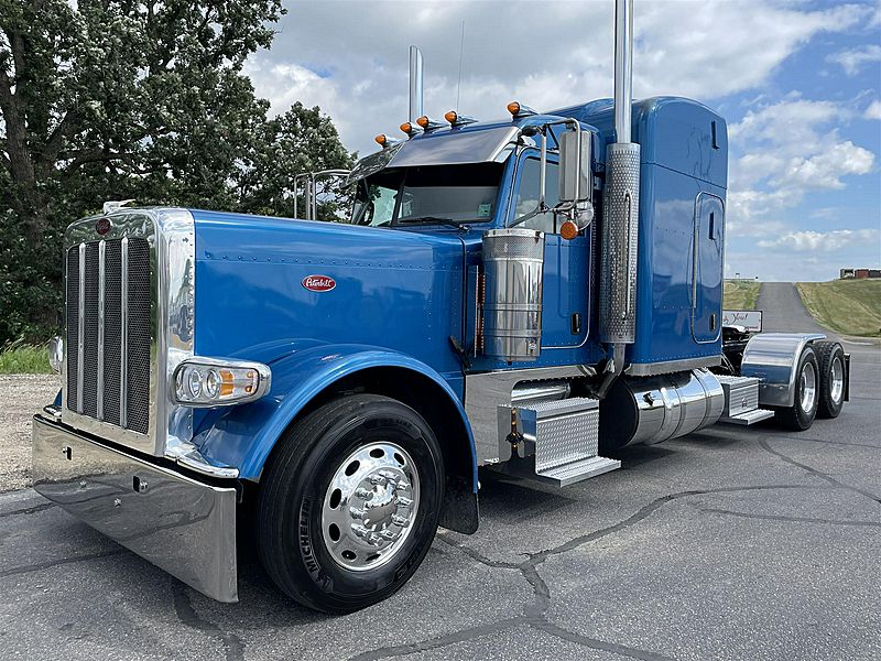 2020 Peterbilt 389 For Sale | 72" Sleeper | #R46638
