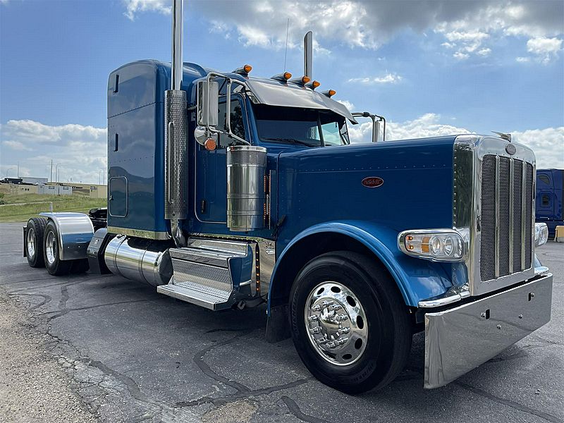 2020 Peterbilt 389 For Sale | 72" Sleeper | #R46638