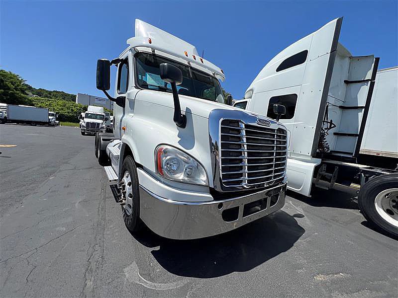 2015 Freightliner CASCADIA 125 For Sale | Day Cab | #321719