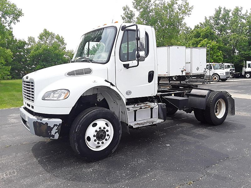 2015 Freightliner M2 106 For Sale | Day Cab | #344792