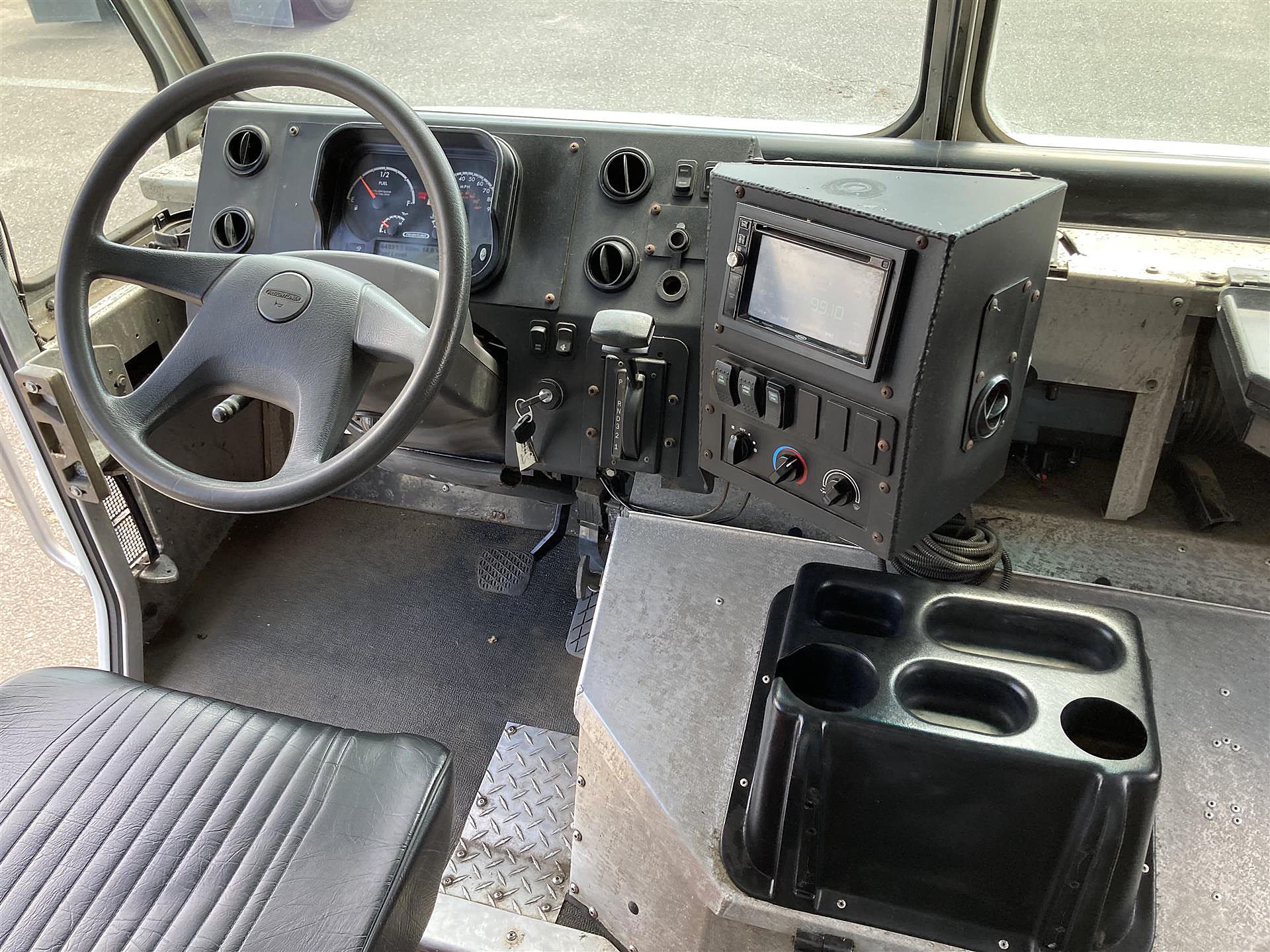 2020 Freightliner MT45 (For Sale) | 18' Box | Non CDL | #292016