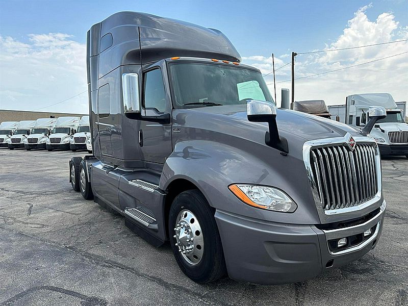 2021 International LT625 (For Sale) | 73" Sleeper | #U9554