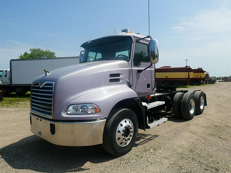 2007 Mack Pinnacle CXP613 (For Sale) | Day Cab | #10188