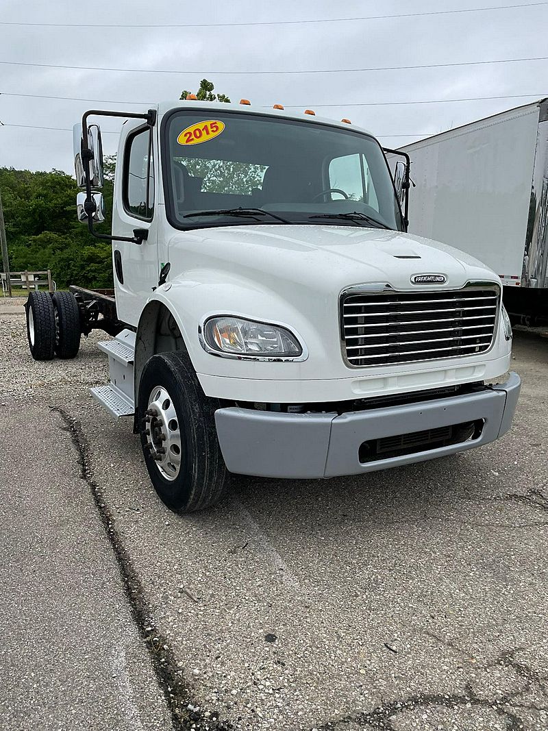 2015 Freightliner M2 106 For Sale | Cab & Chassis | #554952