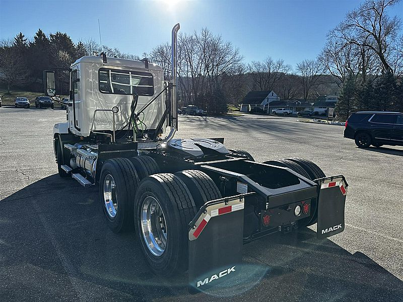 2025 Mack Anthem AN64T (For Sale) | Day Cab | #RM-1218