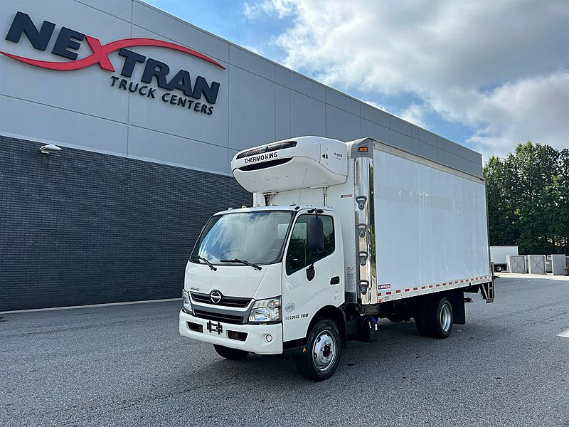 2017 Hino 195 For Sale | Box Truck | #15HU003749