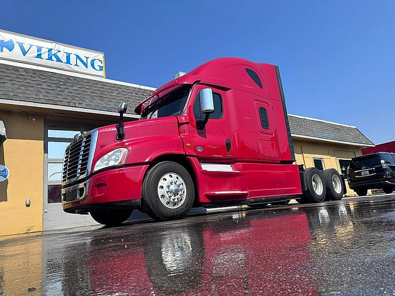 2018 Freightliner Cascadia For Sale | Sleeper Truck | #1337