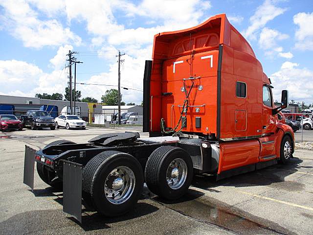 2017 Peterbilt 579 (For Sale) | 76" Sleeper | #D355172