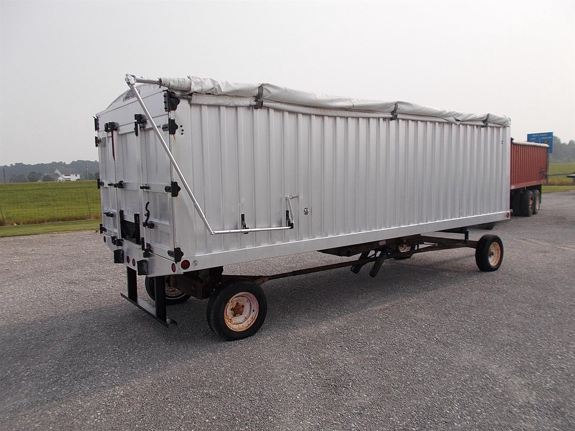 2000 Reiten 20' Aluminum Grain body (For Sale) | Grain Truck | #Parts 1