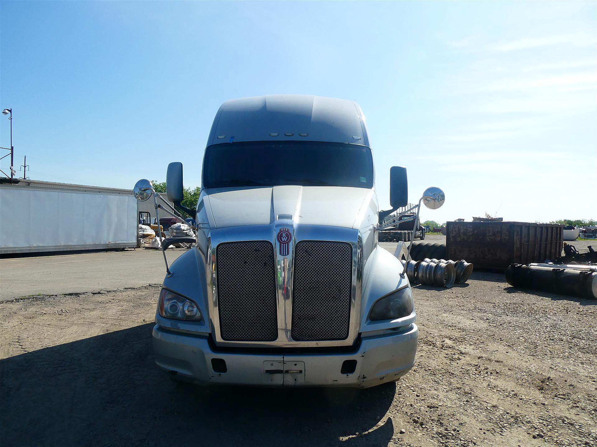 2013 Kenworth T700 (For Sale) | Condo Sleeper | #10195