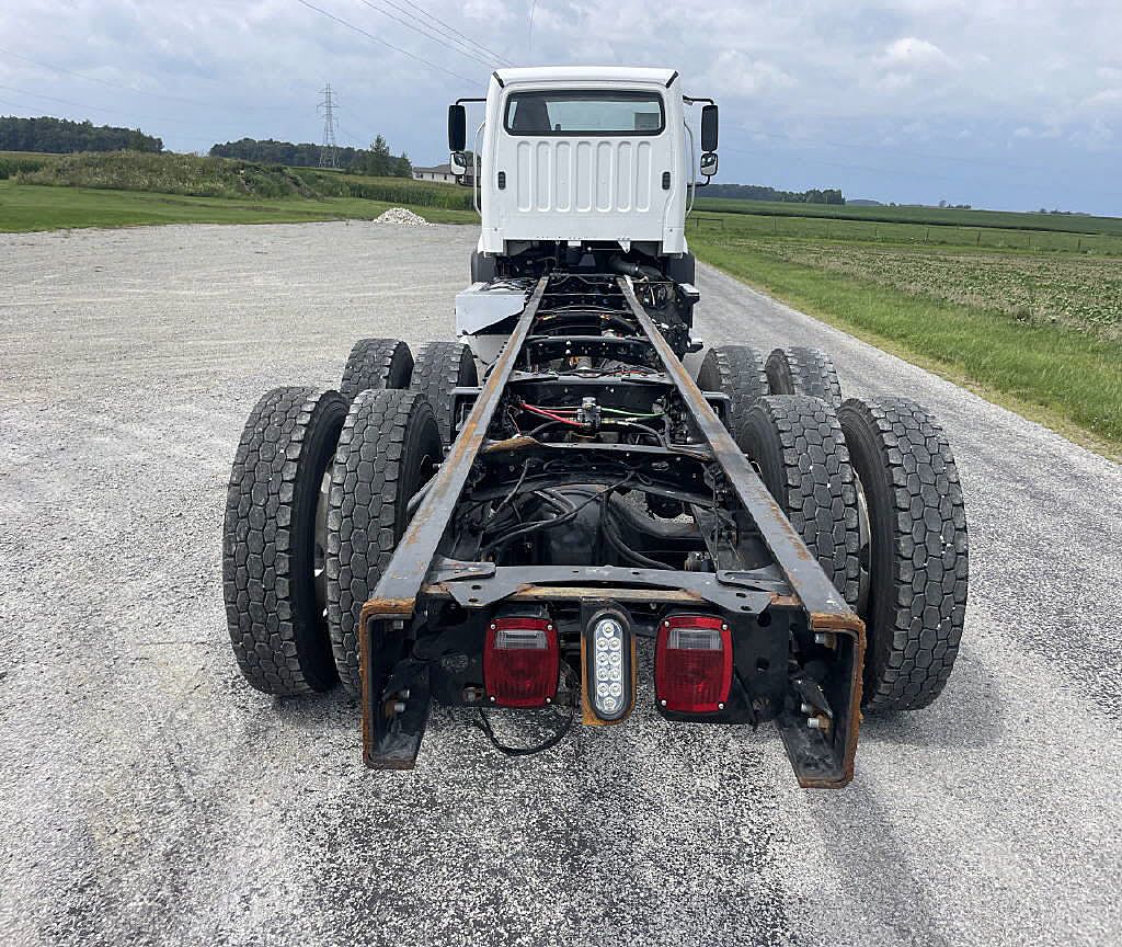 2016 Freightliner 114SD (For Sale) | Cab & Chassis | #7940