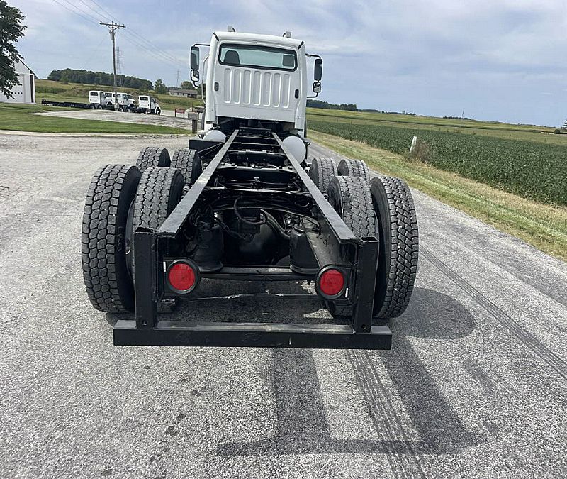 2006 Freightliner M2 (For Sale) | Cab & Chassis | #7937