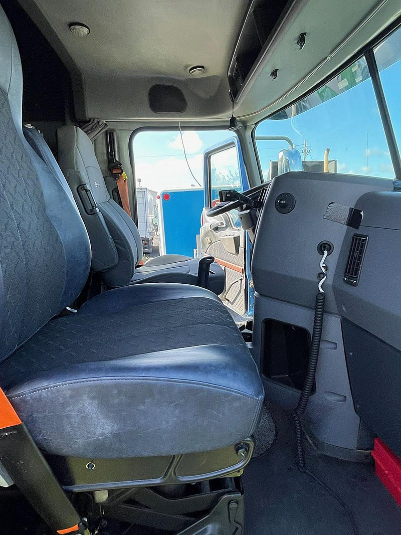 2014 Mack Pinnacle CXU613 (For Sale) | Sleeper Truck | # CTK040305