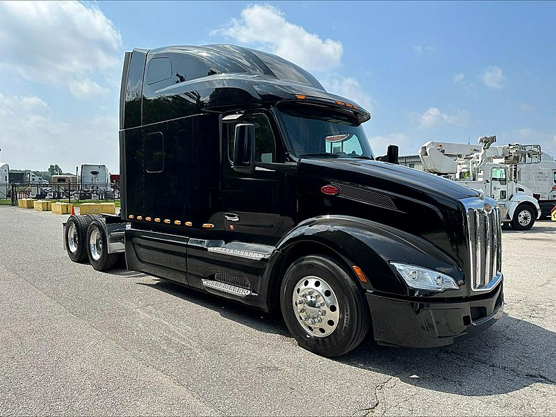2022 Peterbilt 579 For Sale | 80" Sleeper | #D805204