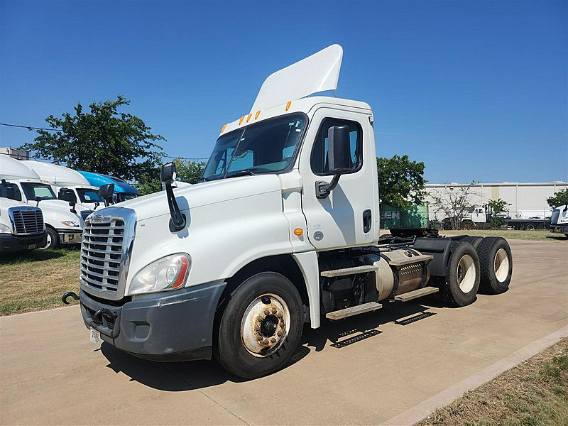 2014 Freightliner CASCADIA 125 For Sale | Day Cab | #541507