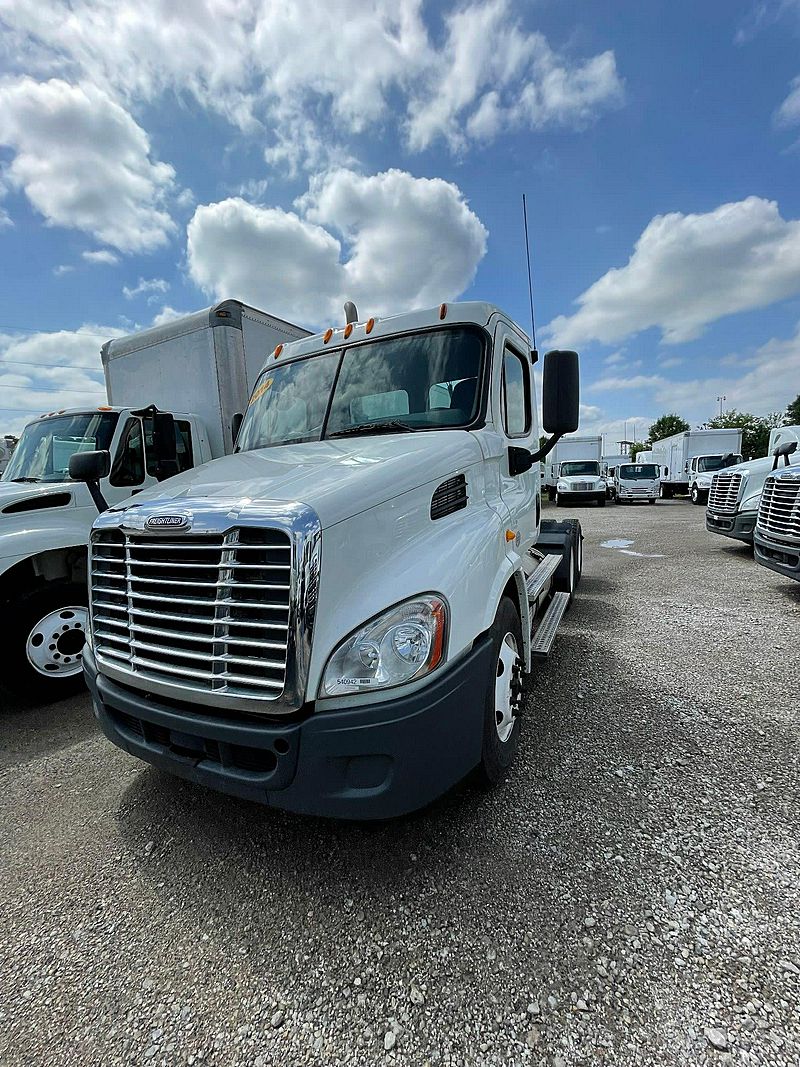 2014 Freightliner CASCADIA 113 For Sale | Day Cab | #540942