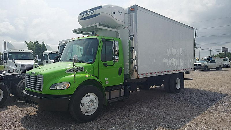 2017 Freightliner M2 106 For Sale | 20' Box | #667244
