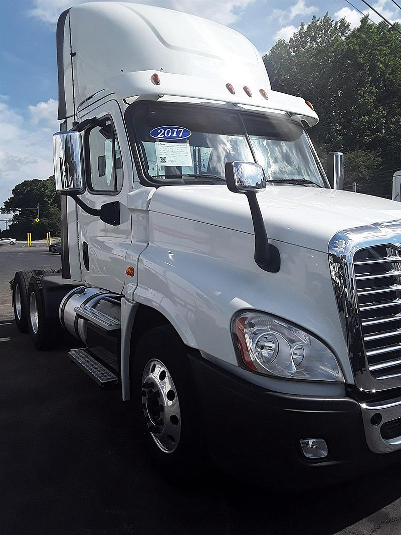 2017 Freightliner CASCADIA 125 For Sale | Day Cab | #675607