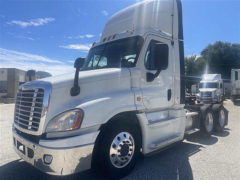 2015 Freightliner CASCADIA For Sale | NON Sleeper | #259950