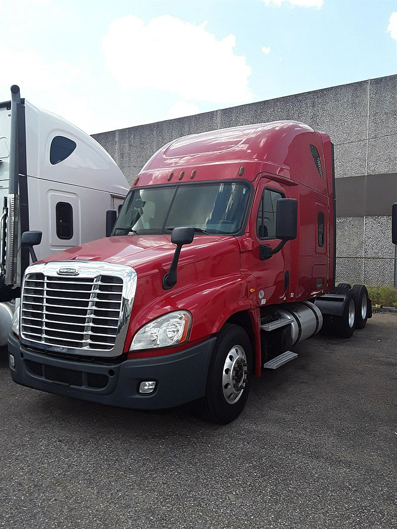 2018 Freightliner CASCADIA 125 (For Sale) | 72" Sleeper | #681179