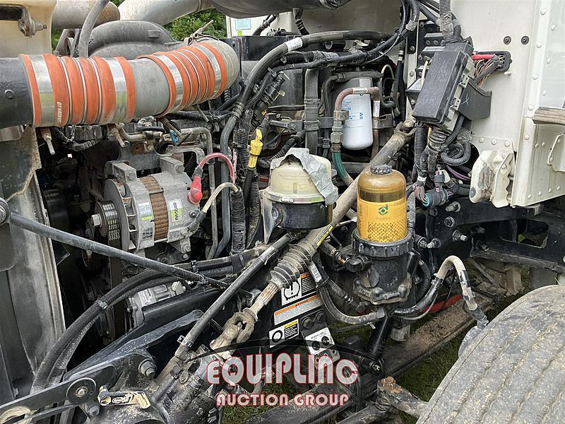 2014 Peterbilt 384 For Sale | Day Cab | #CEHED224419