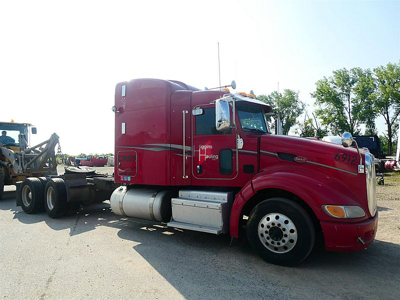 2014 Peterbilt (For Sale) | 63" Sleeper | #10198