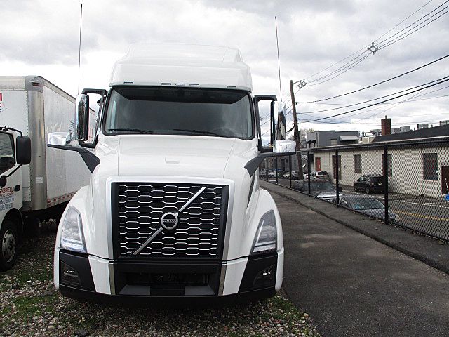 2024 Volvo VNL 760 (For Sale) | 70" Sleeper | #HV-709