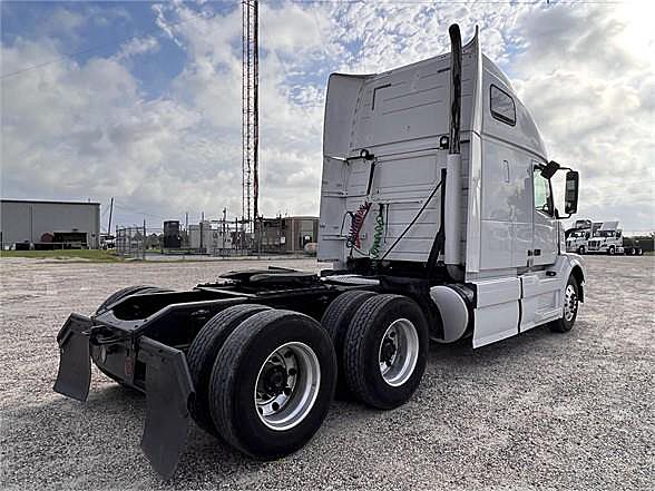 2015 Volvo VNL 670 (For Sale) | 60" Sleeper | #GJ-932006