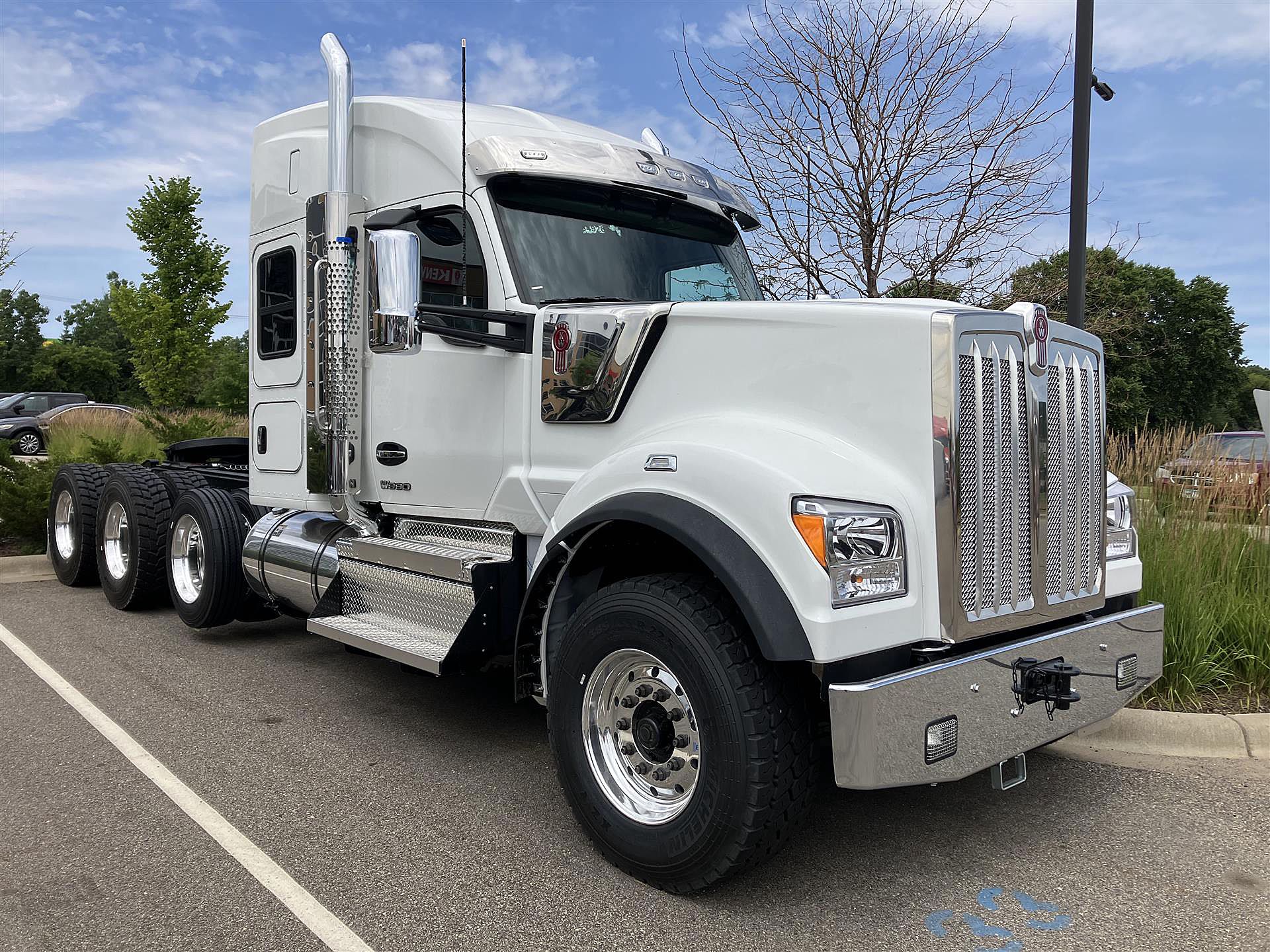 2024 Kenworth W990 For Sale | 52" Sleeper | #RJ349269