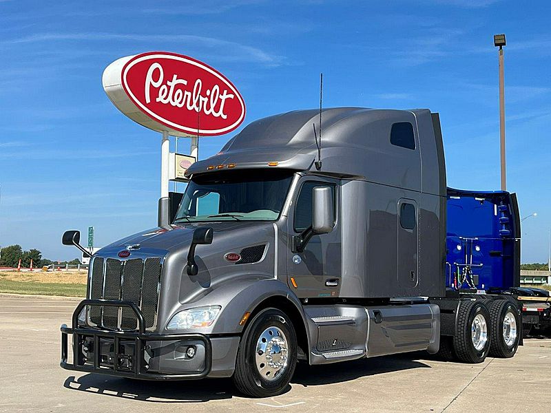 2020 Peterbilt 579 For Sale | 80" Sleeper | #3LD669395