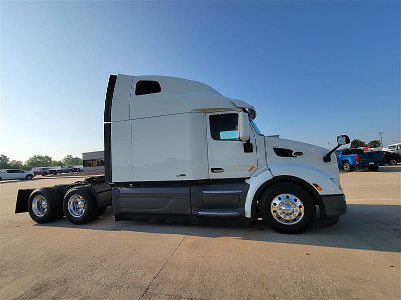 2019 Peterbilt 579 For Sale | 80" Sleeper | #260322