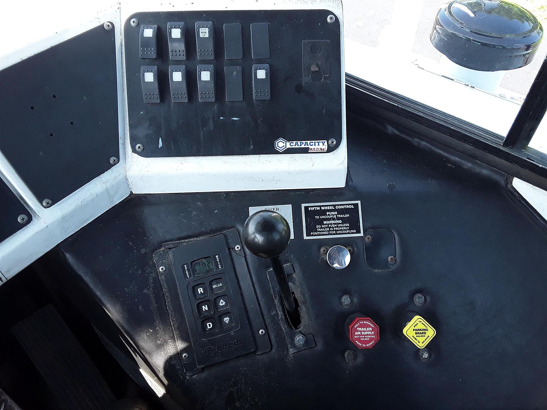 2019 Capacity SABRE 5 4X2 For Sale | Yard Spotter | #246200