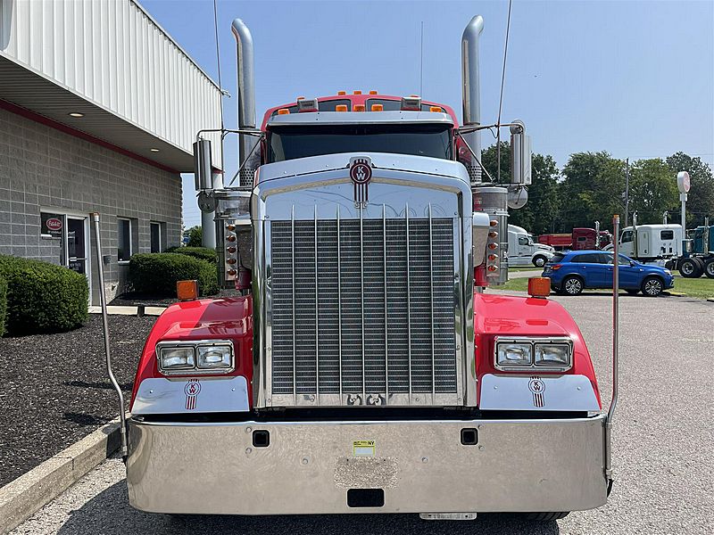 2019 Kenworth W900 For Sale | 72" Sleeper | #J278329