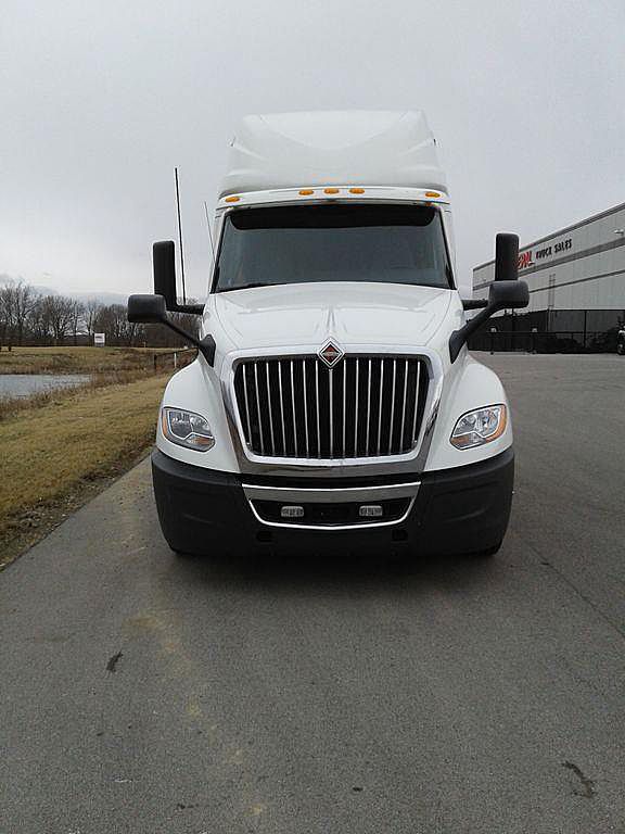 2019 International LT Series (For Sale) | Sleeper Truck | #P21240