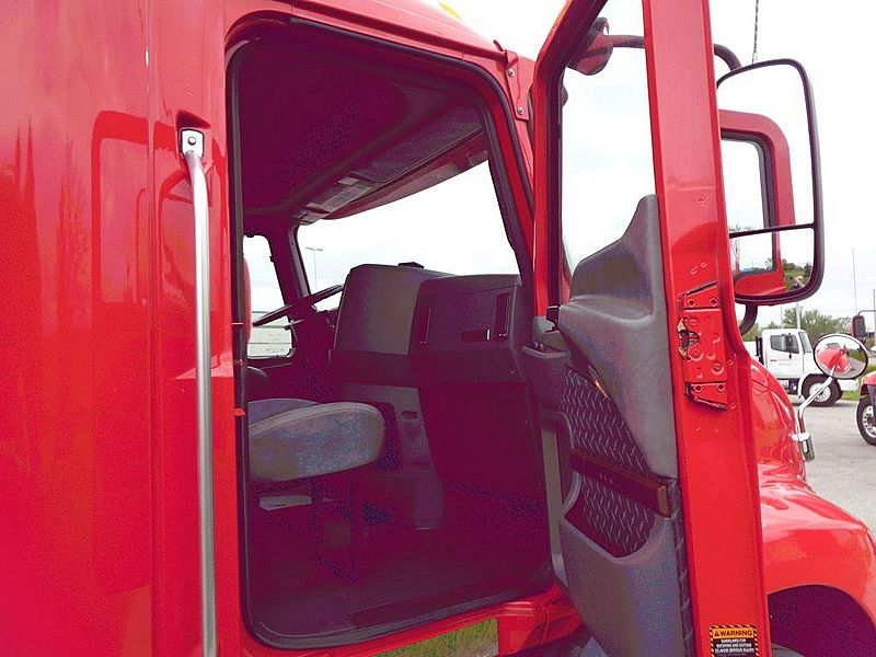 2018 Mack Pinnacle CXU613 For Sale | Sleeper Truck | # 6991109