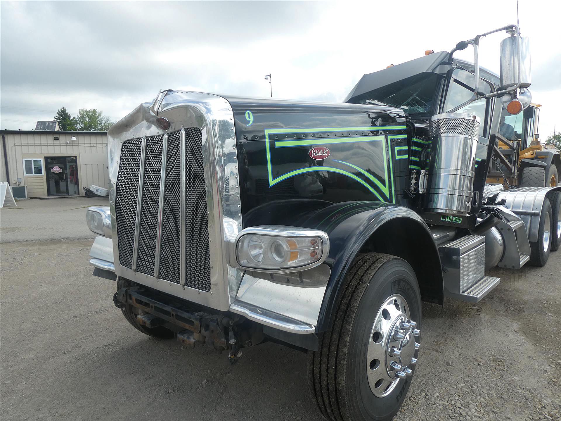 2020 Peterbilt 389 (For Sale) | Day Cab | #10214