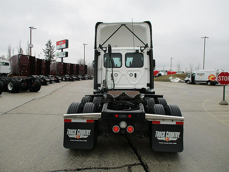2021 Cascadia PT126 For Sale | Day Cab | #707838