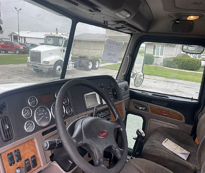 2011 Peterbilt 365 For Sale | Cab & Chassis | #7956