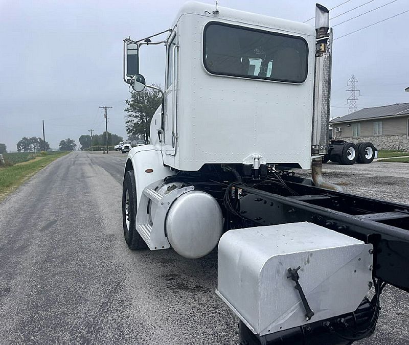 2011 Peterbilt 365 For Sale | Cab & Chassis | #7956