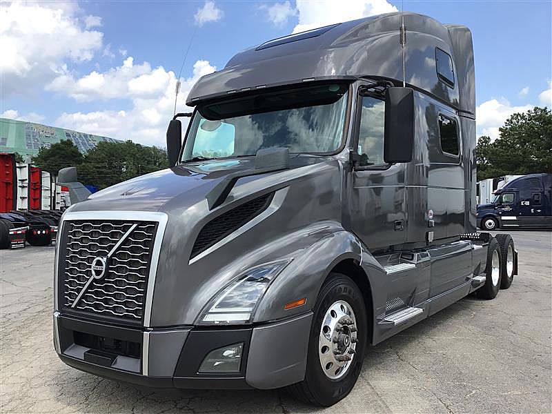 2020 Volvo VNL 860 For Sale | 77" Sleeper | #260492