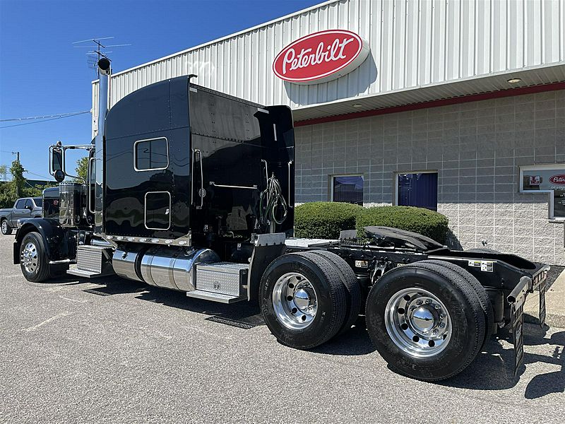 2020 Peterbilt 389 For Sale | 78" Sleeper | #D648693