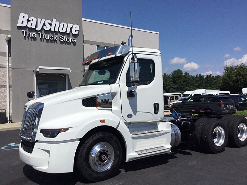 2024 Western Star 57X CHASSIS (For Sale) | Day Cab | #312237