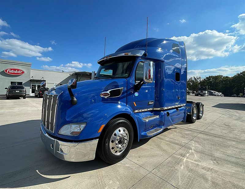 2020 Peterbilt 579 For Sale | 80" Sleeper | #D693148