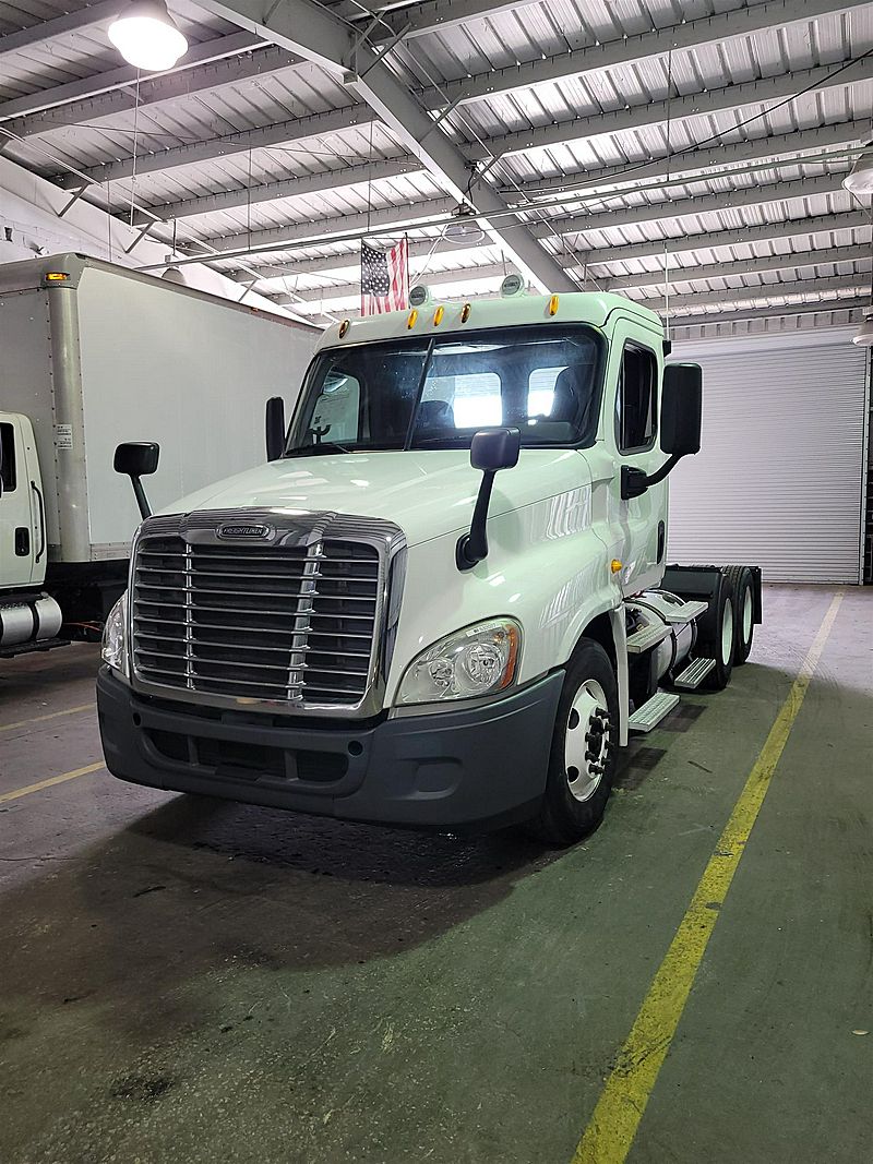 2014 Freightliner CASCADIA 125 For Sale | Day Cab | #532027