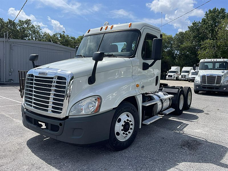 2014 Freightliner CASCADIA 125 For Sale | Day Cab | #532038